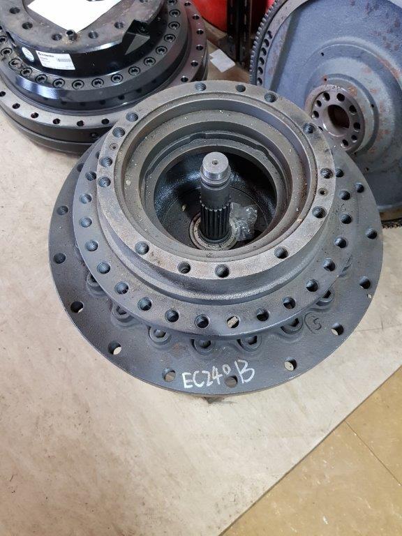 FINAL DRIVES COMPLETE AND ALSO PARTS ALL SIZES – Lakeland Heavy Machinery